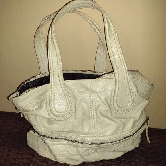 BCBGeneration | Bags | Bcbg Generation White Shoulder Tote Bag | Poshmark
